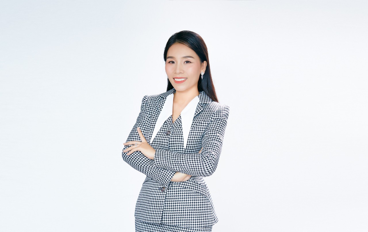 Trưởng phòng kinh doanh cấp cao (SDM) Nguyễn Thị Phương Lan | Manulife